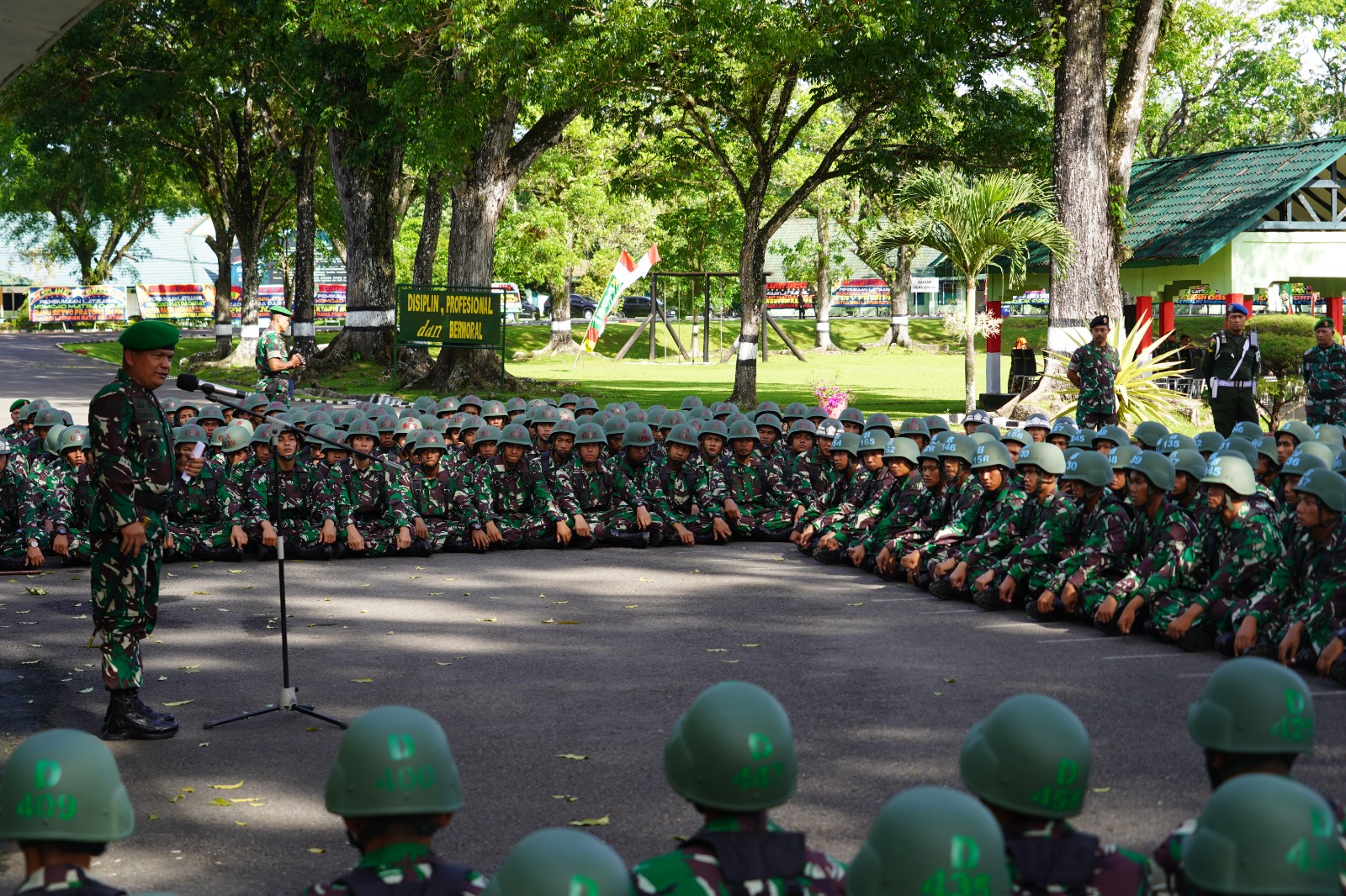 500 Pemuda Sumut Resmi Ikuti Latsarmil Komcad 2023 di Rindam I/BB ...